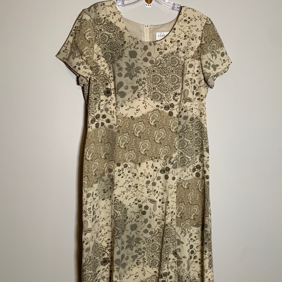 Koret | Dresses | Vintage 99s Koret Cream And Tan Paisley Print Maxi ...